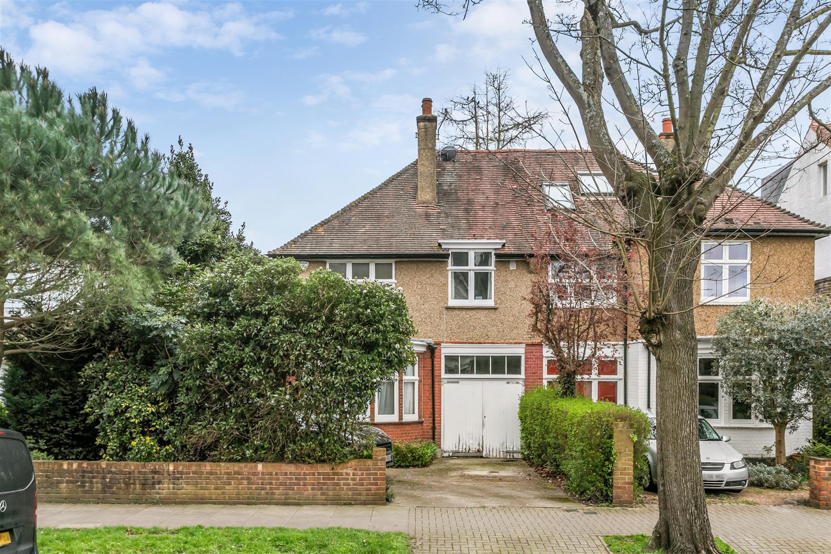 4 bedroom semi-detached house for sale in Park Road, London, W4 ...
