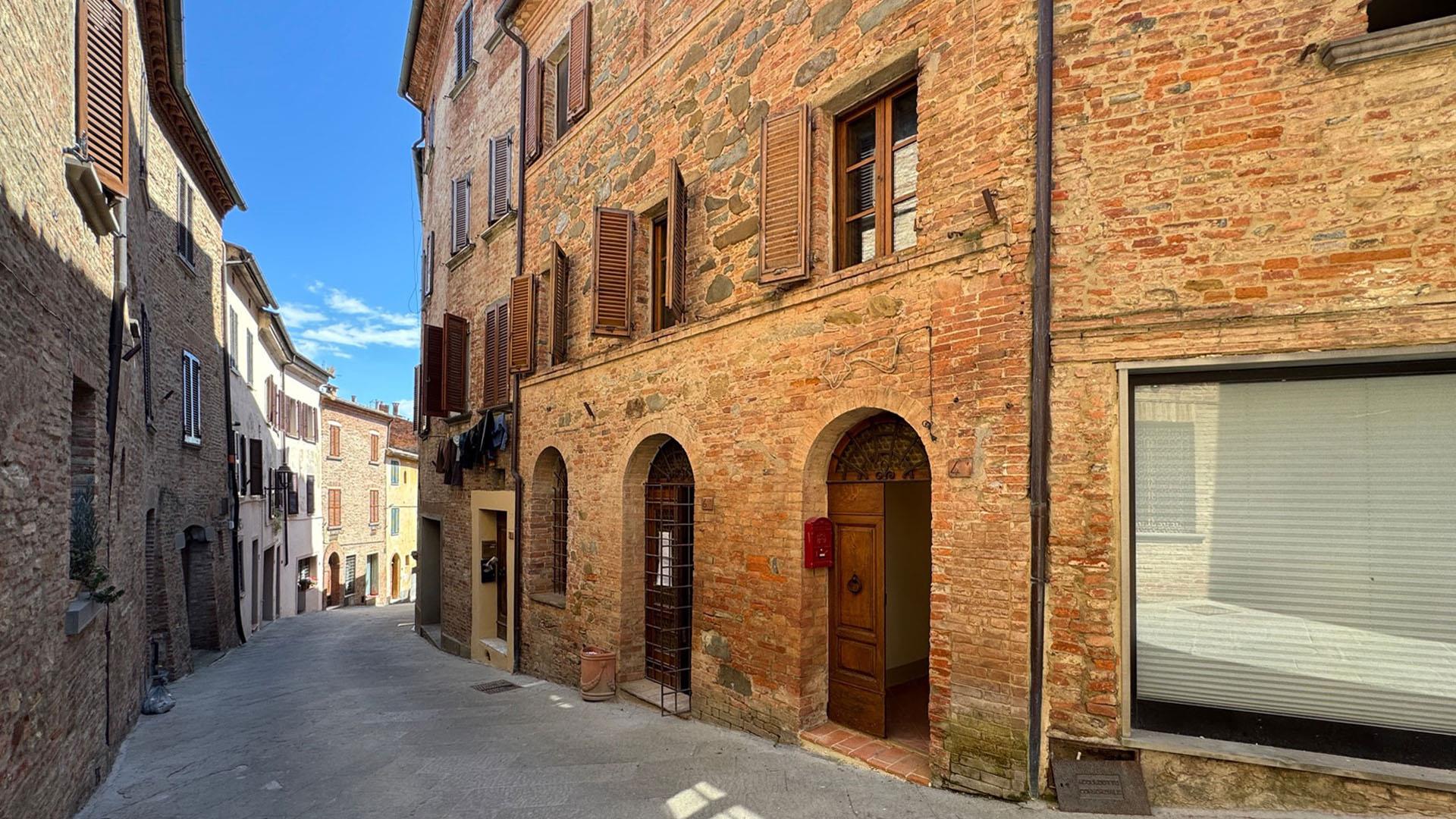3 bedroom house for sale in Torrita townhouse, Torrita di siena ...