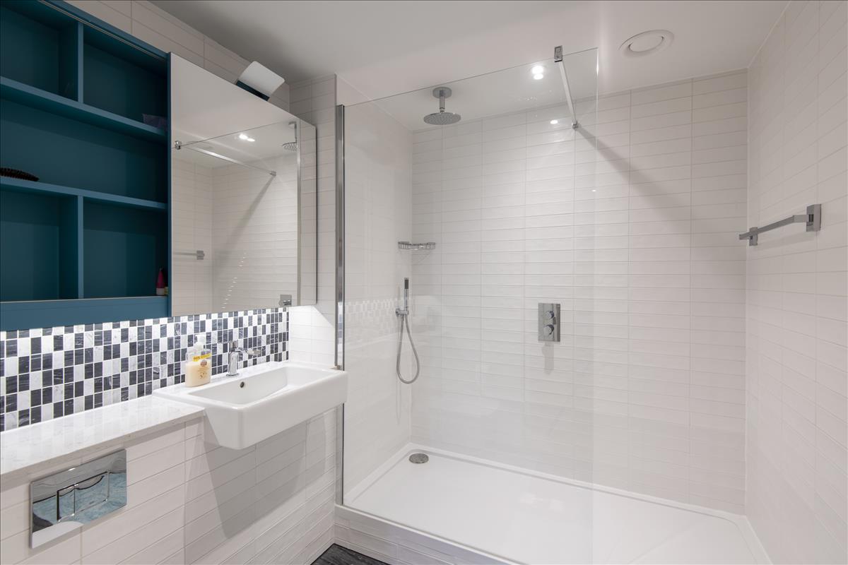 Two Fifty One SE1 | Buy & Rent | Circa London