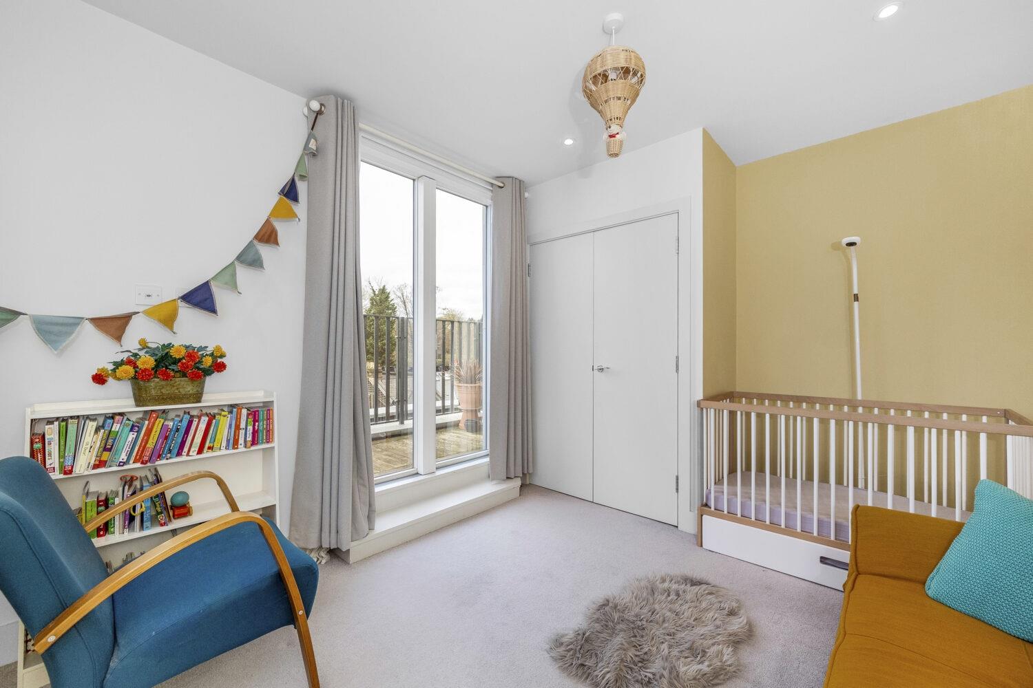2 bedroom apartment for sale in Gipsy Road, West Norwood, SE27 | Pedder
