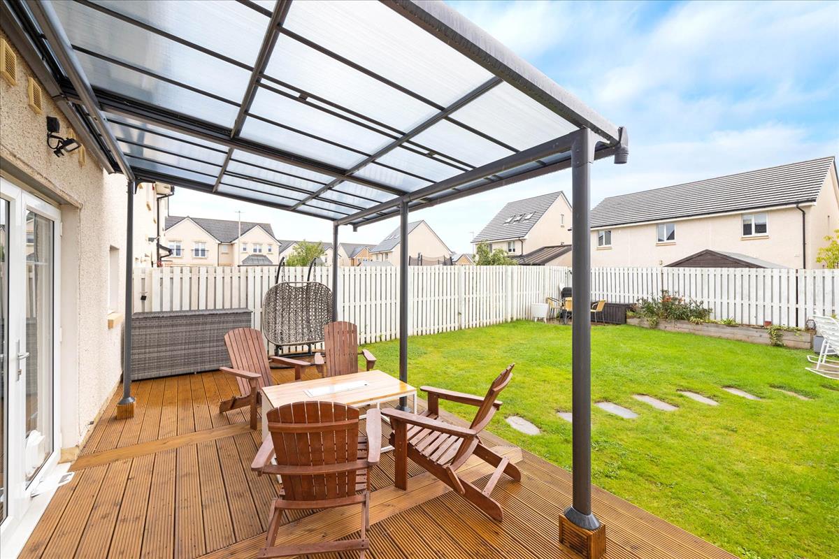 4 bedroom semi-detached house for sale in 48 Saw Mill Terrace ...