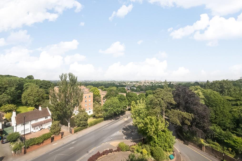 2 bedroom apartment for sale in Sydenham Rise, Forest Hill, SE23 | Pedder