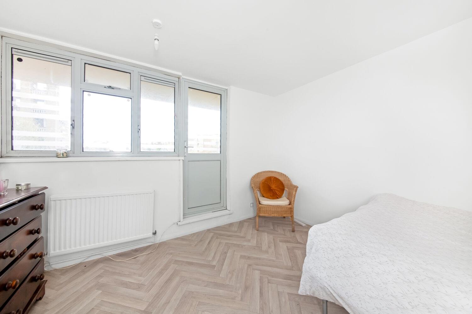 2 bedroom apartment for sale in Overhill Road, East Dulwich, SE22 | Pedder