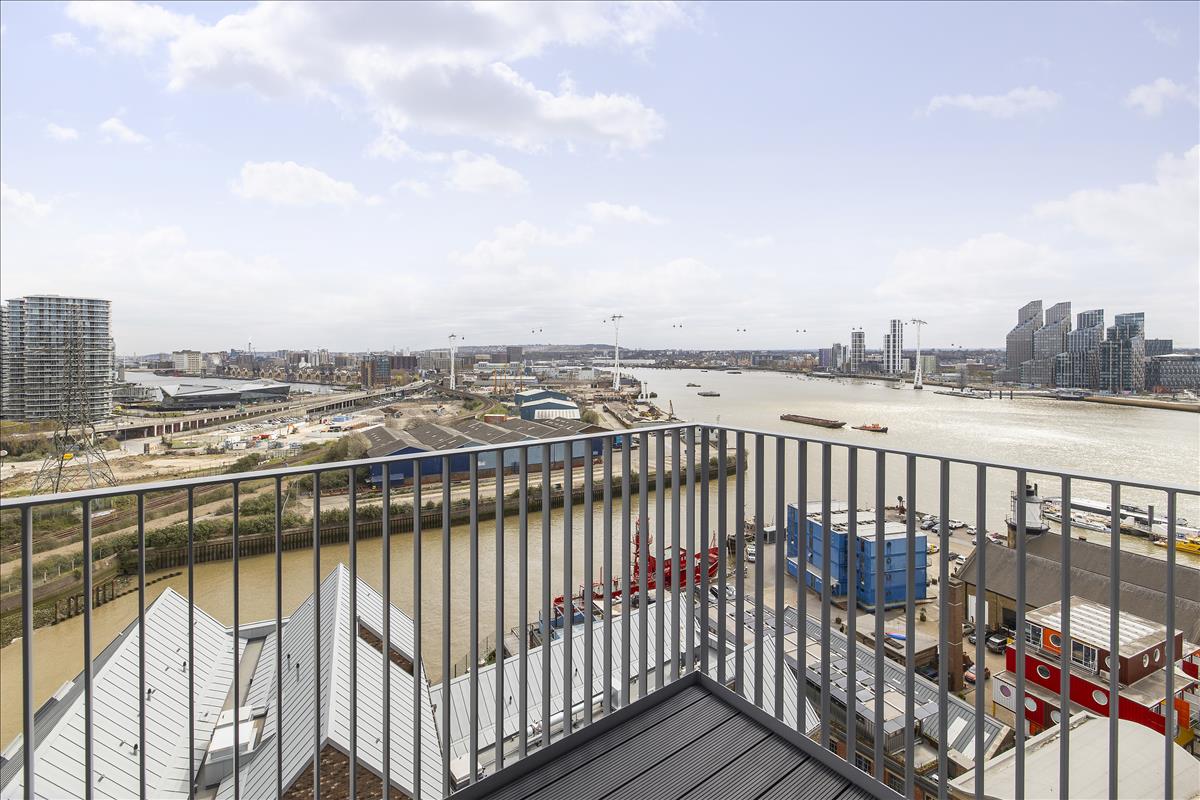 Goodluck Hope E14 | Buy & Rent | Circa London