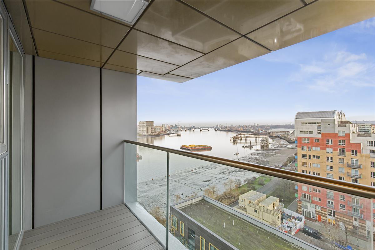 Platinum Riverside SE10 | Buy & Rent | Circa London
