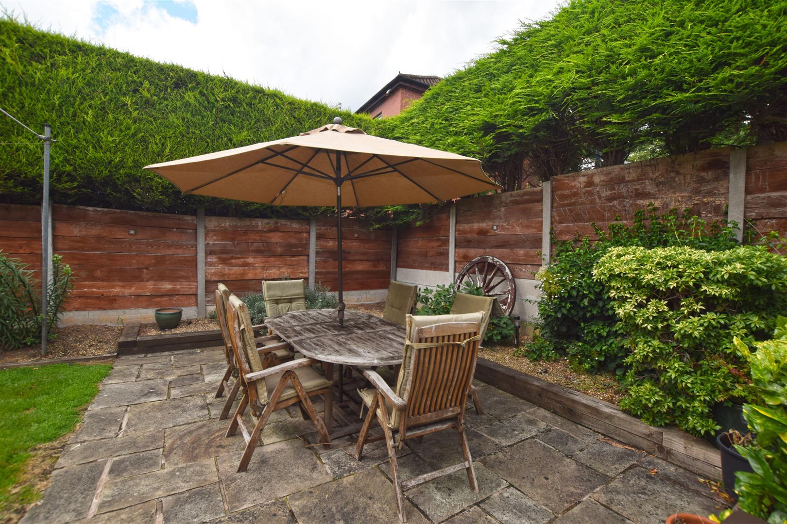 Properties for sale in Alkrington