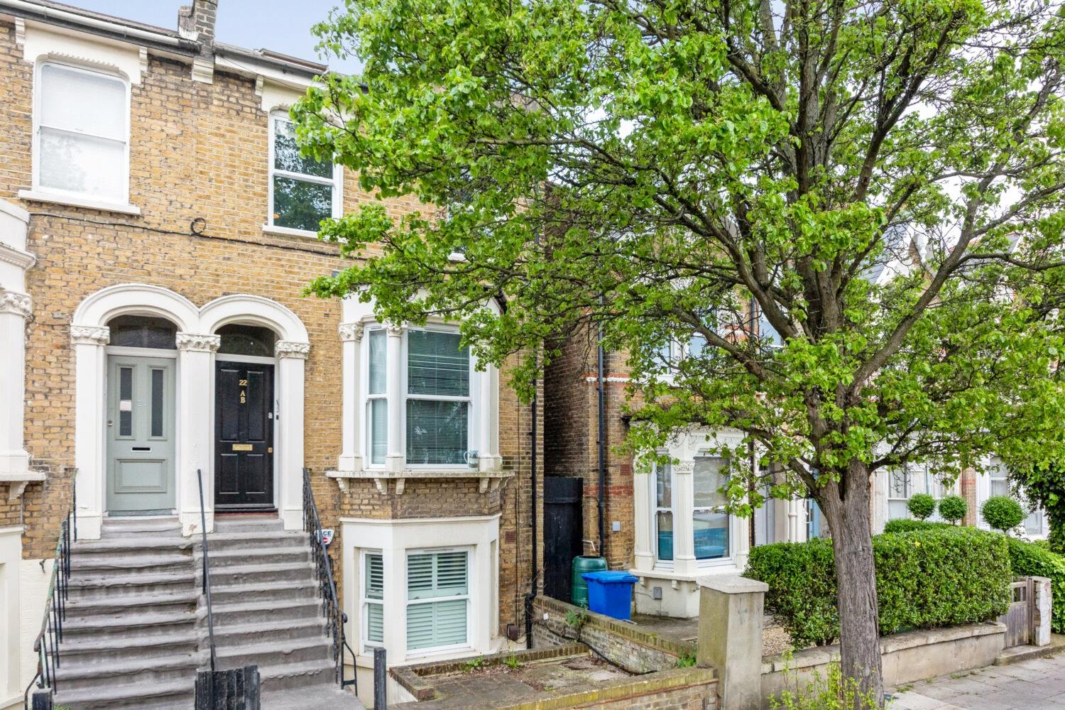 2 bedroom apartment for sale in Copleston Road, Peckham Rye, SE15 | Pedder
