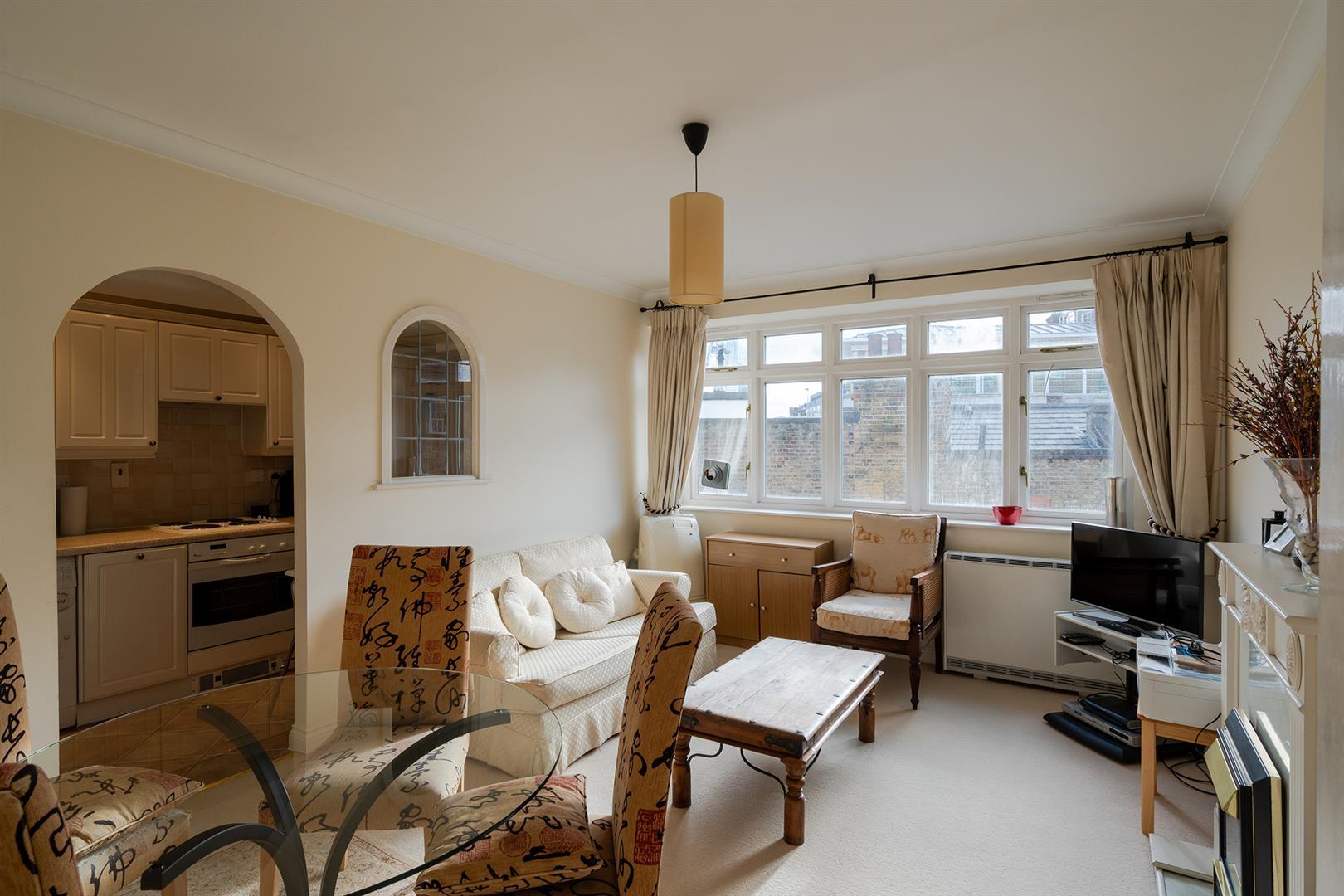 1 bedroom flat to let in Pemberton House, London, EC4A | Scott City