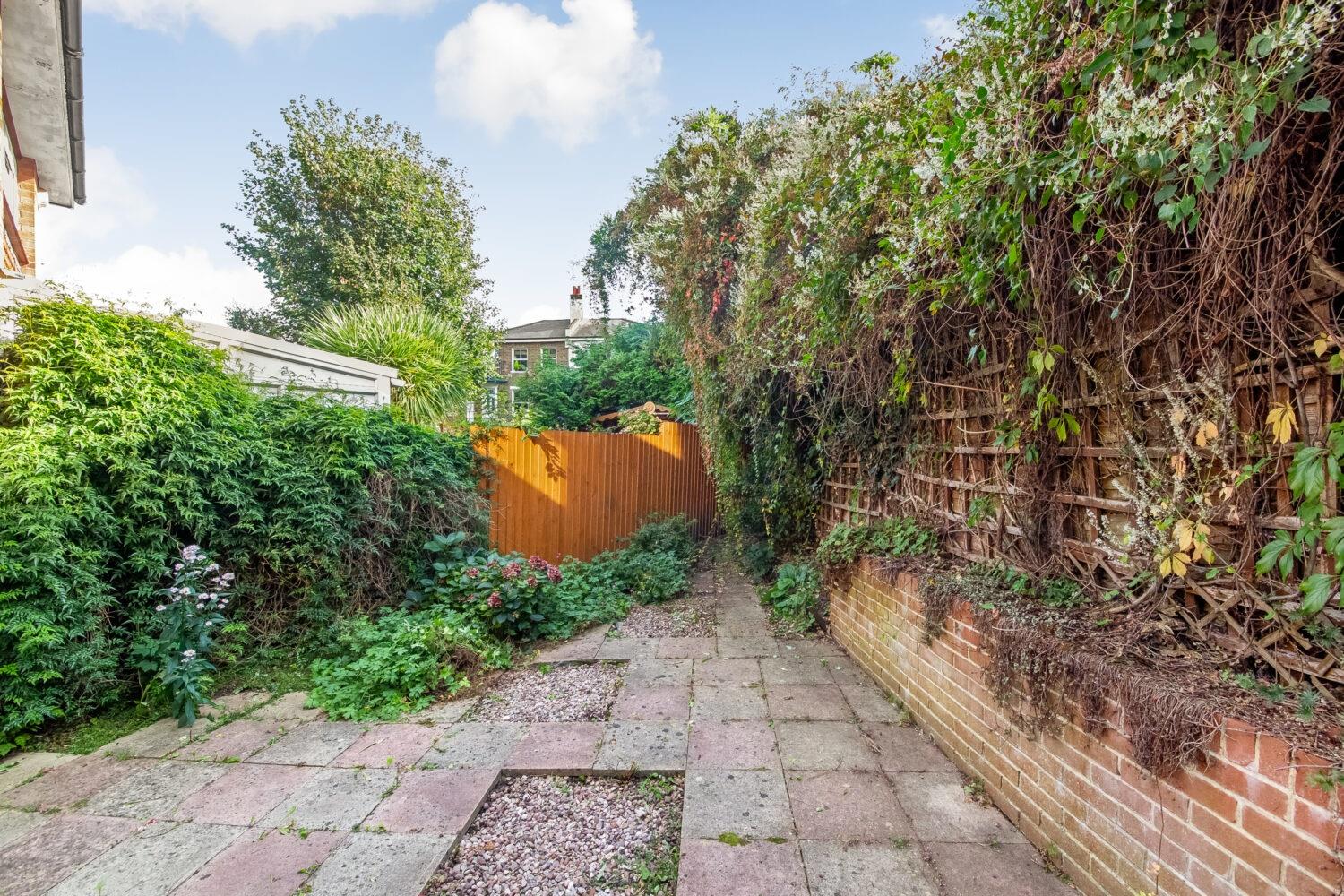 3 bedroom house for sale in Cintra Park, Crystal Palace, SE19 | Pedder