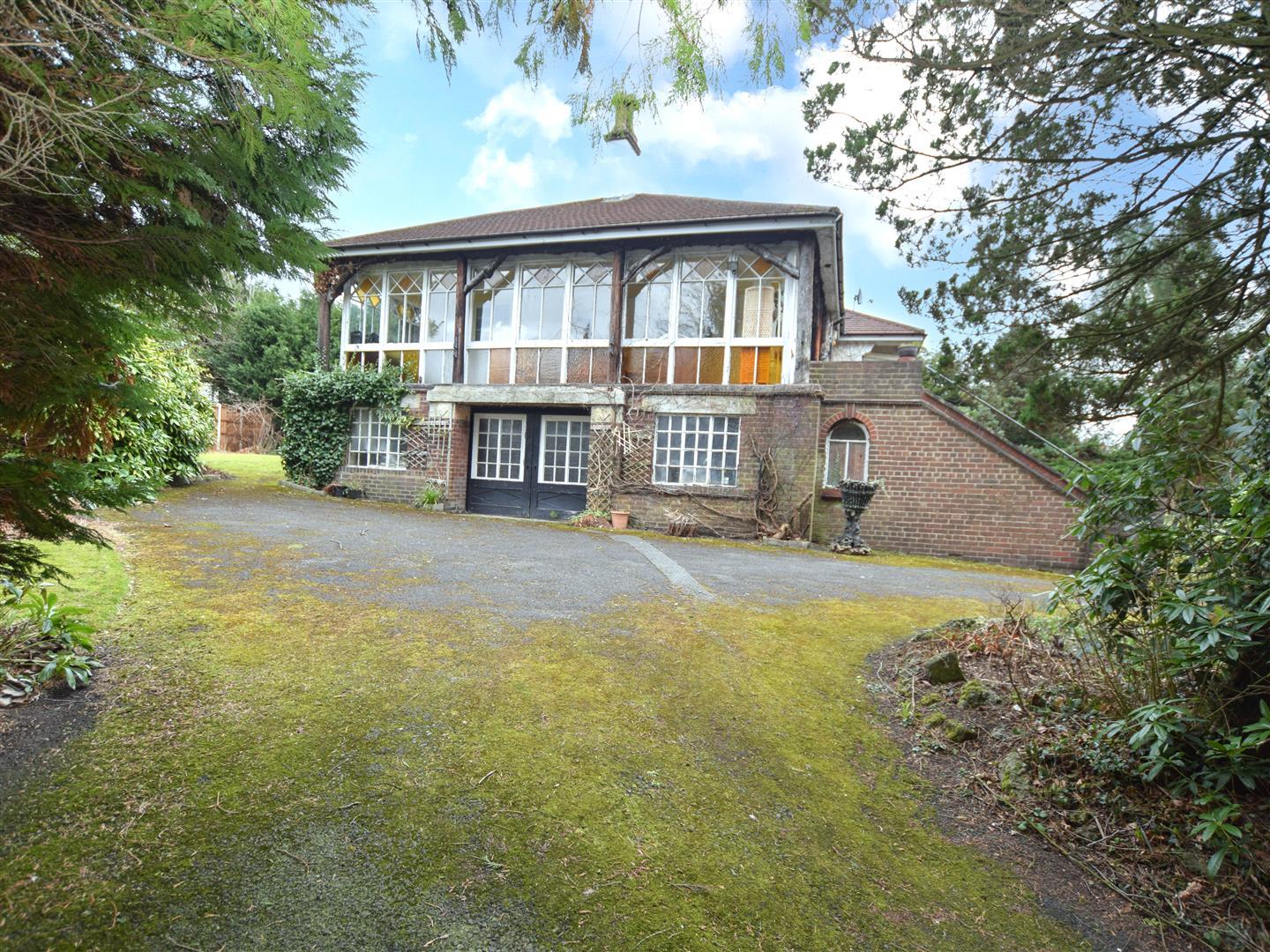 Properties for sale in Alkrington