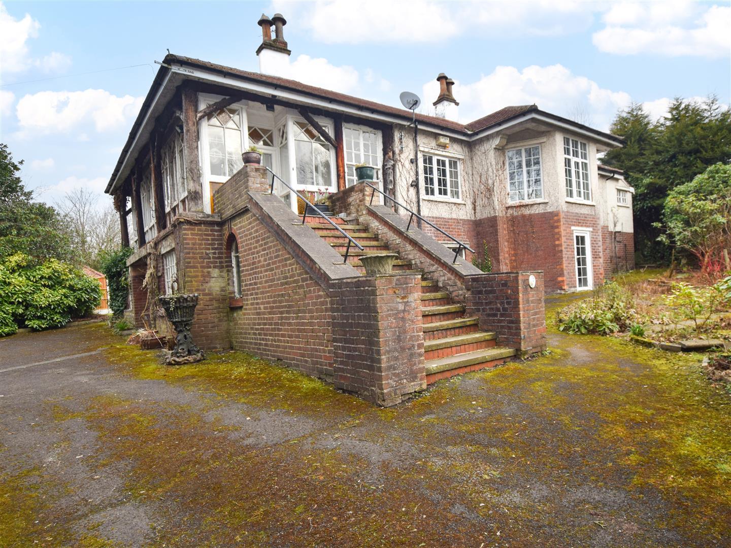 Properties for sale in Alkrington