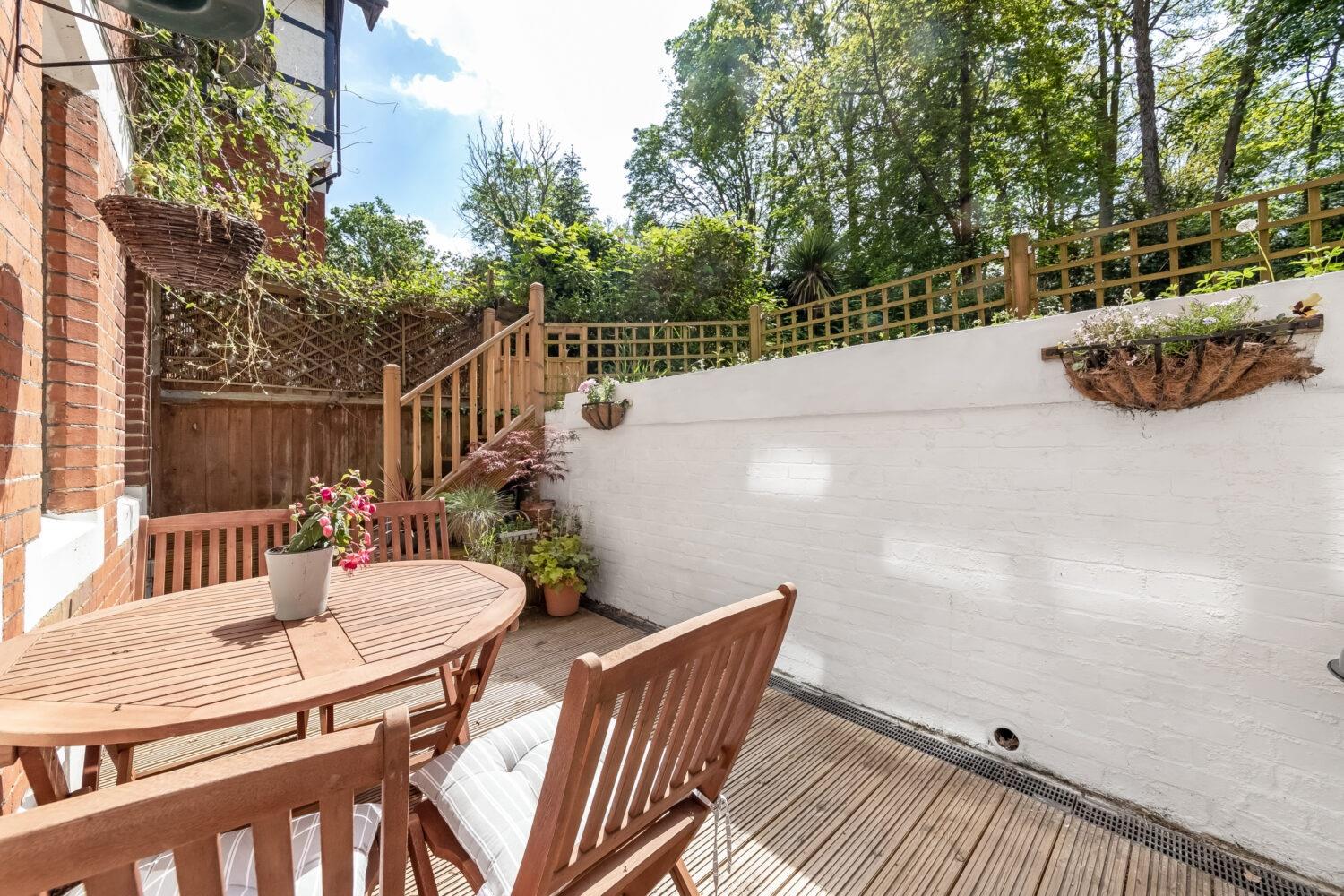 3 bedroom apartment for sale in Crystal Palace Park Road, Sydenham ...