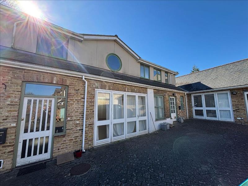 2 bedroom house to let in Herschell Road, London, SE23 | Pedder