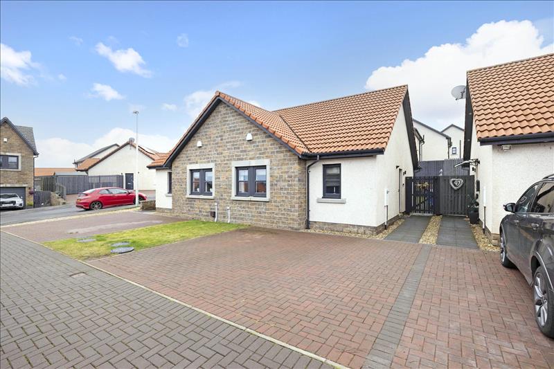 2 Bedroom Semi Detached Bungalow For Sale In 12 Joe Temperley Wynd