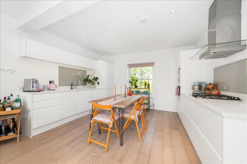 2 bedroom apartment for sale in Church Road, London, SE19 | Pedder