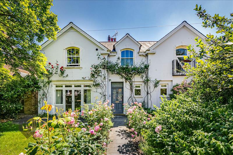 5 bedroom house for sale in Melrose Road, London, SW18 | Loney Miller