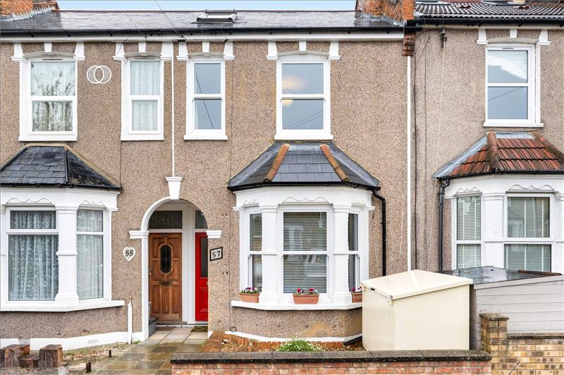 4 bedroom house for sale in Salehurst Road, , SE4 | Bryan and Keegan