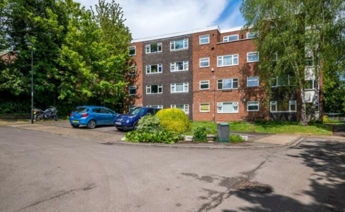 2 bedroom apartment to let in Heathedge, Sydenham, SE26 | Pedder