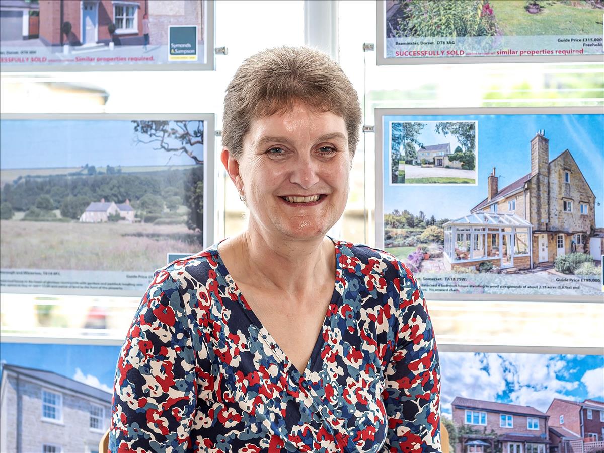 Jane Crabb | Our People | Symonds and Sampson